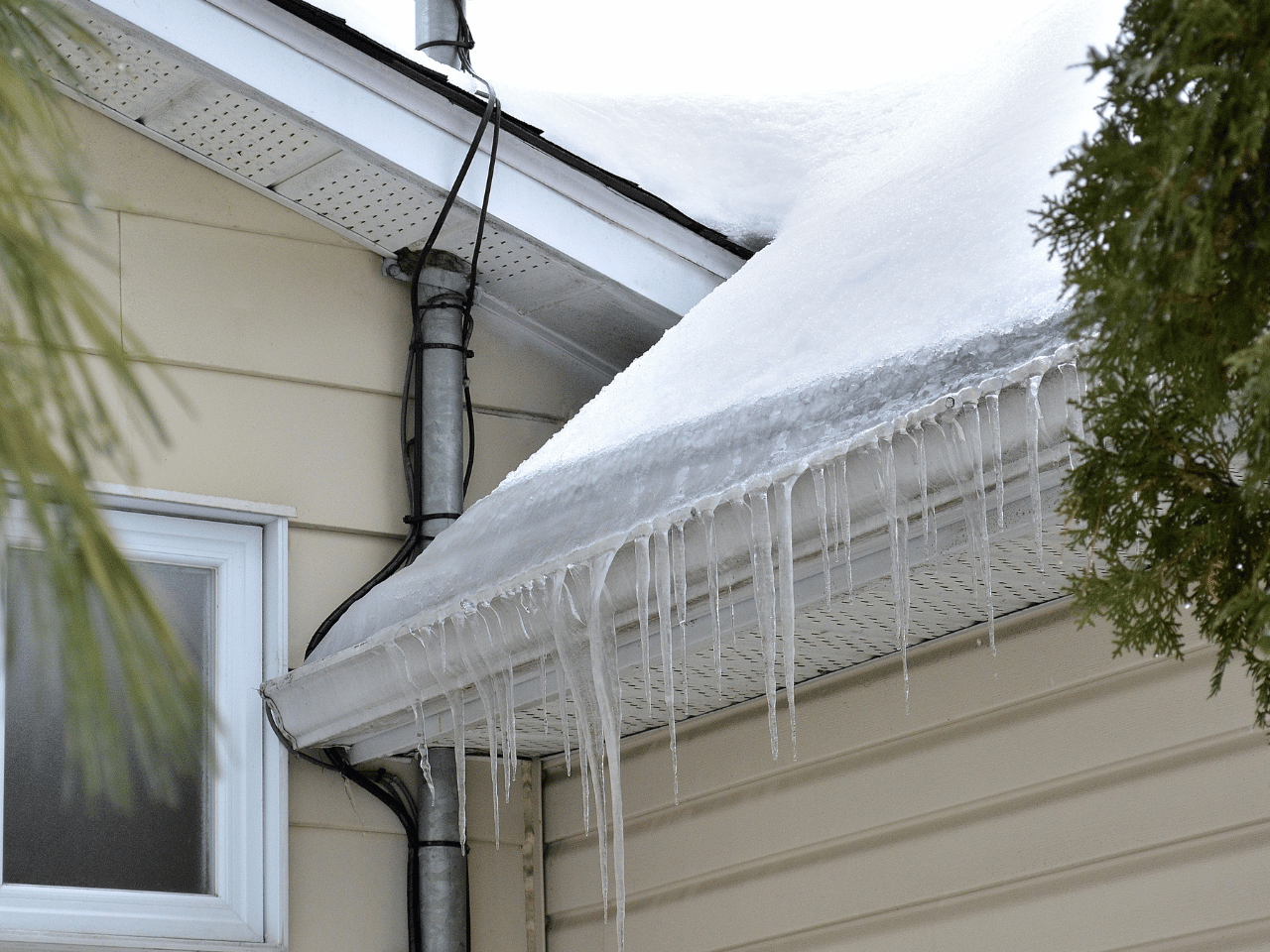 How to Avoid Winter Roofing Problems - Brian Dawson Roofing & Construction