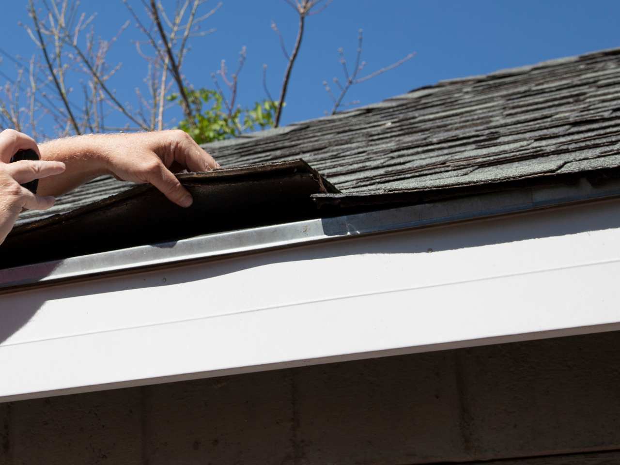 St. Louis Fall Roof Inspections Are Important - Brian Dawson Roofing ...